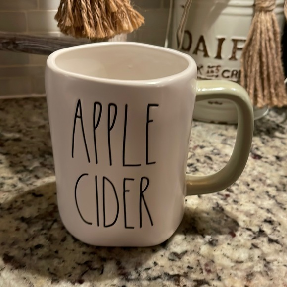 Rae Dunn | Dining | Rae Dunn Apple Cider Mug W Pale Green Handle | Poshmark